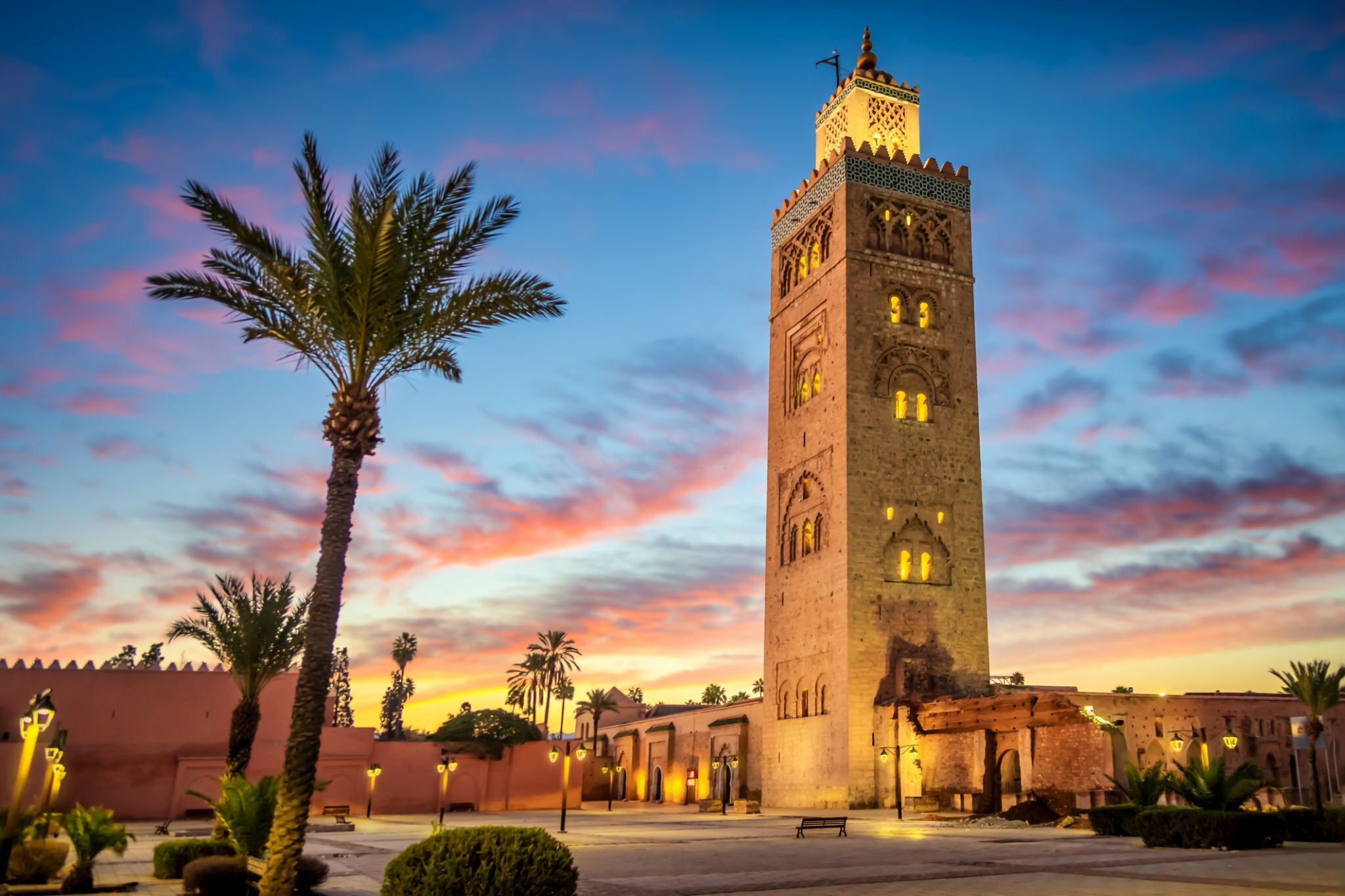 The Beauty of Moroccan Mosques: Architecture & History