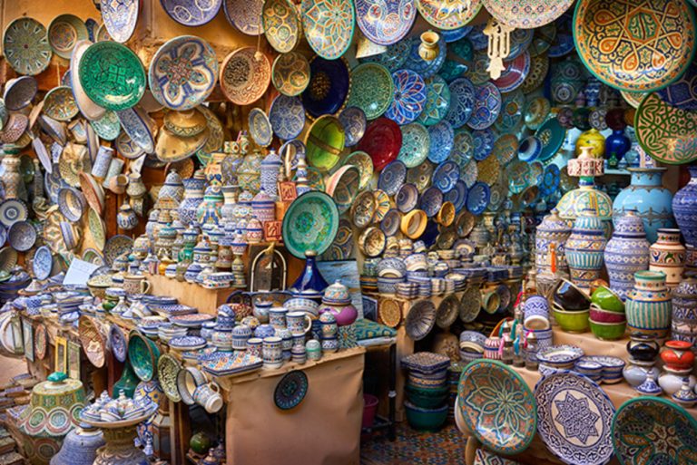 Exploring Fez: Navigating the Ancient Medina and Historical Sites